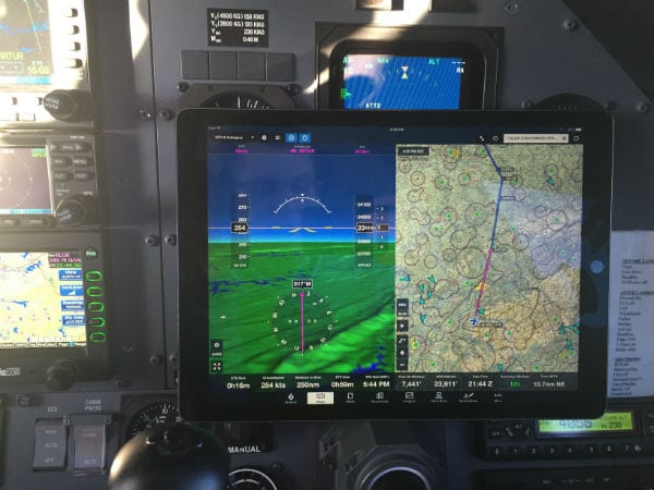 iPad Pro test flight – does it work for pilots? - iPad Pilot News